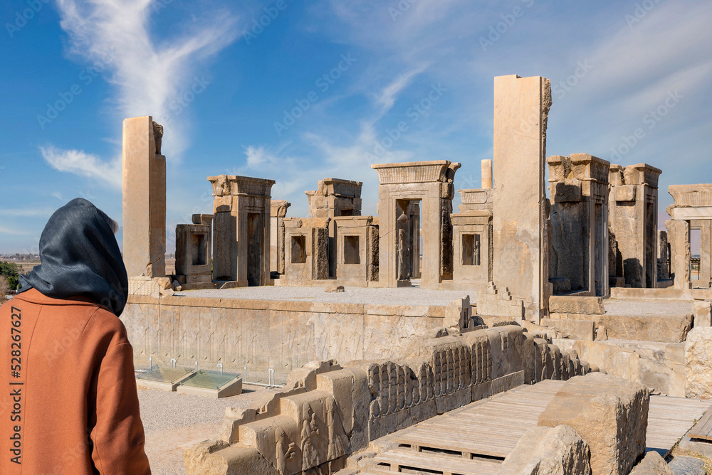 Sunrise in Persepolis, capital of the ancient Achaemenid kingdom ...