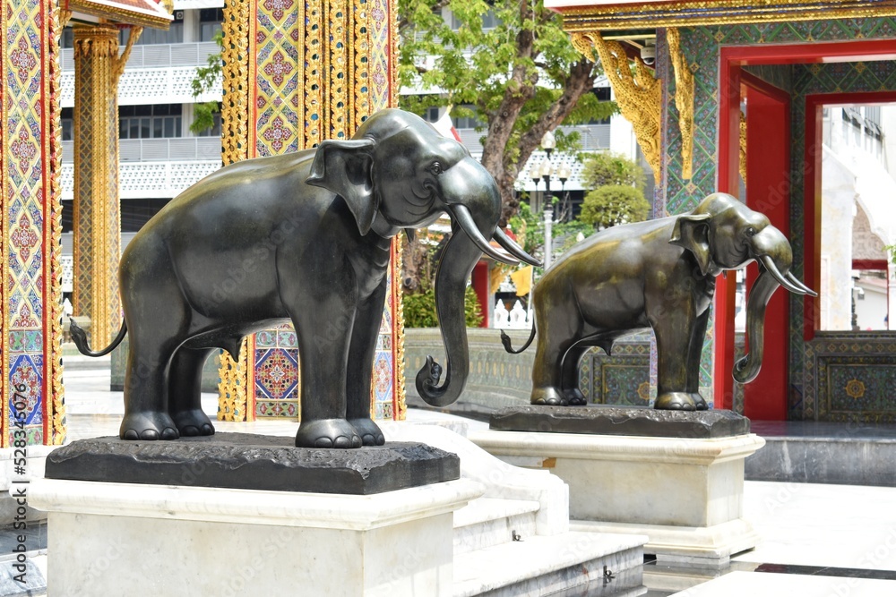 Elephant sculpture in front of the gate of Wat Ratchabophit, The temple ...