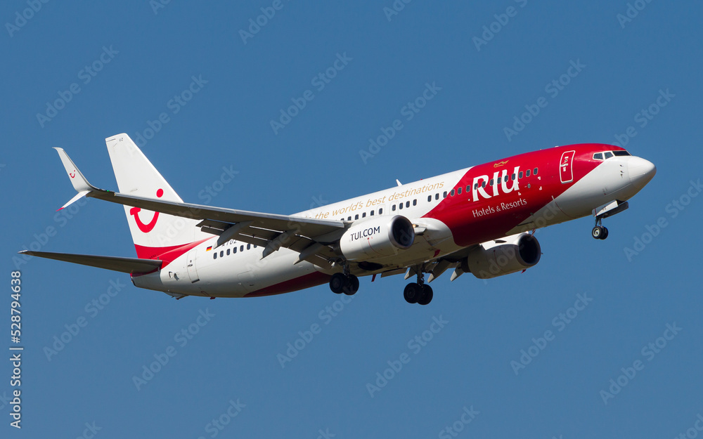TUI Boeing 737-800 aircraft with RIU Hotels & Resorts Livery Stock ...