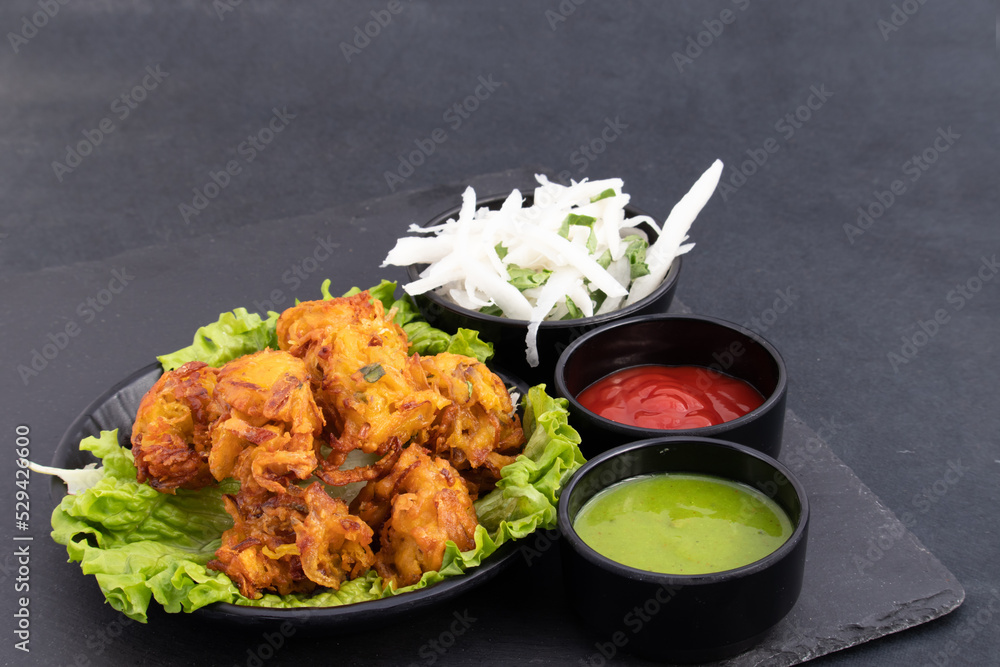 Indian Tea Time Snacks Fritters Onion Pakoda Also Called Pyaz Ke Pakore ...