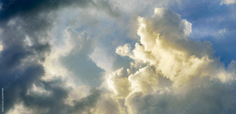 nubes Stock Photo | Adobe Stock