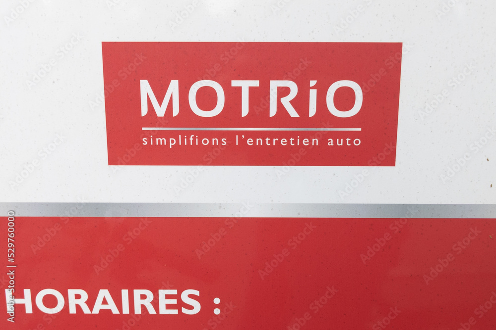 motrio Service logo station shop sign Automotive facility store garage logo and brand text Stock ...