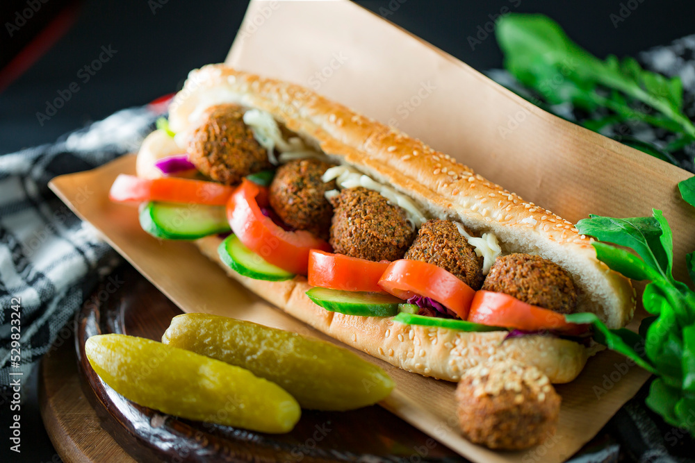 The most famous Arab food،Arabic and Middle Eastern food, Foul, Hummus ...