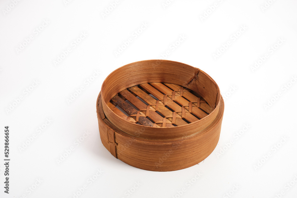 dim sum steamer isolated on white background Stock Photo | Adobe Stock