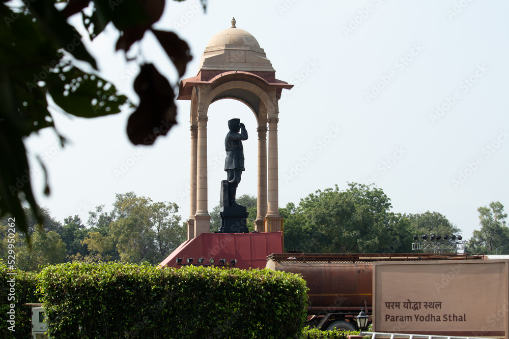 New Delhi, Delhi, India, 11 Sep 2022 - 28 Feet Tall Black Granite ...