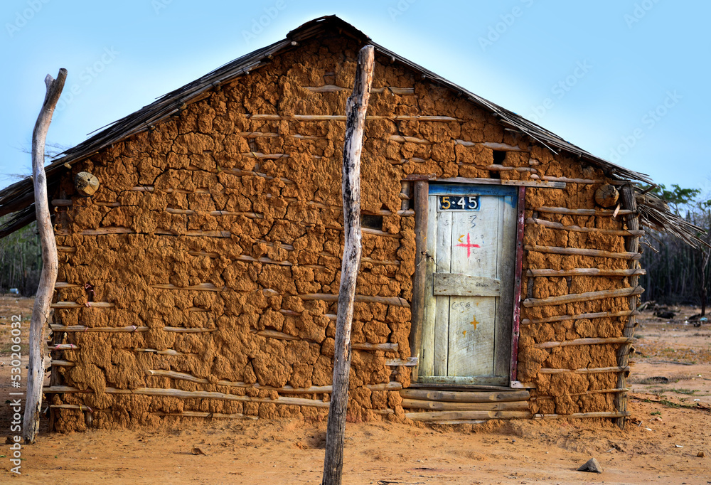 Foto de Casa de barro do Stock | Adobe Stock