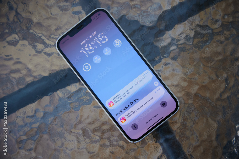 Iphone Lock Screen From Ig