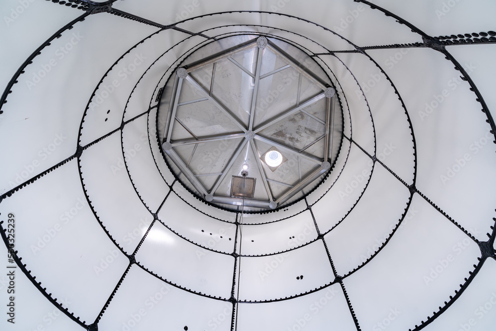 Image of a nondescript interior, inside, of an empty new above ground ...