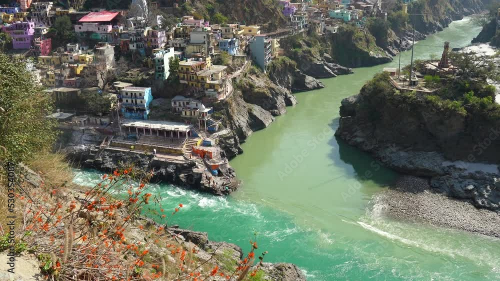 Confluence of Alaknanda and Bhagirthi rivers at Devprayag. Deva-prayag ...
