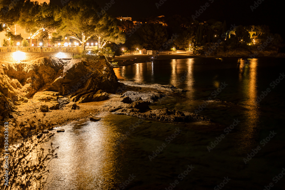 Playa de noche Stock Photo | Adobe Stock