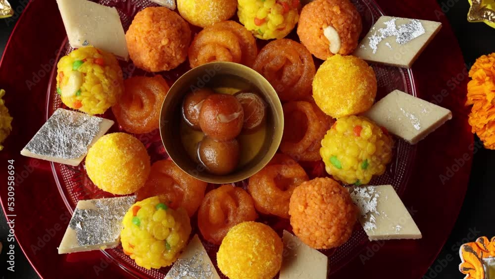 Diwali sweets Gulab jamun, gulaab barfi petha Laddu Jalebi peda Indian ...