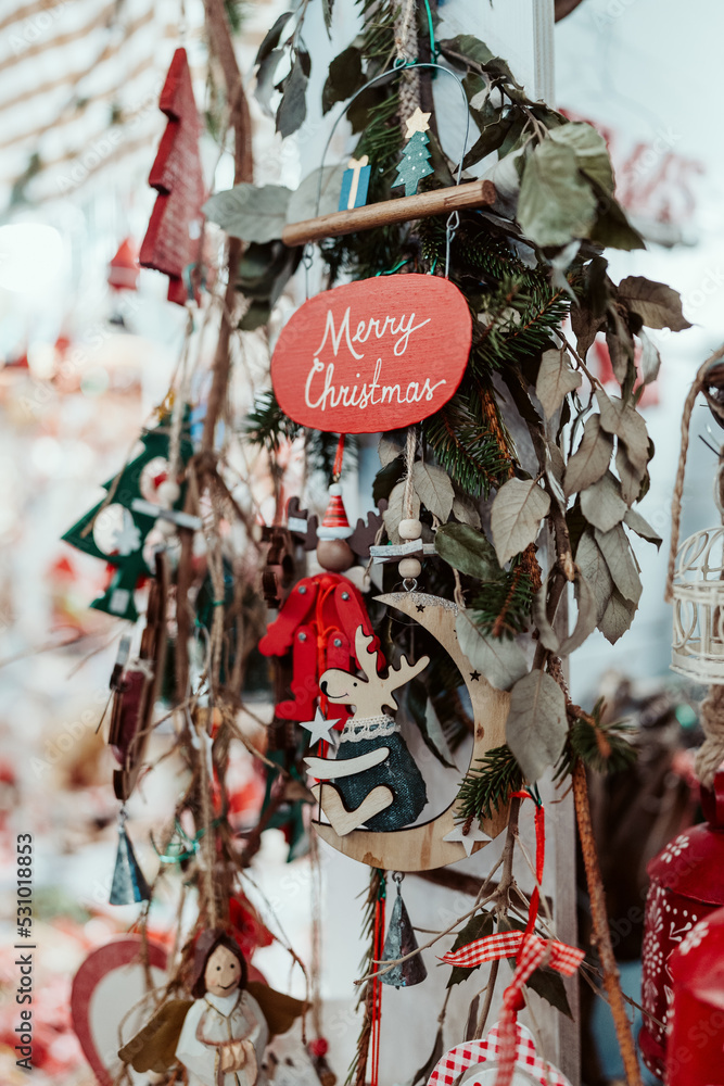 Decorazioni di natale contenenti i simboli più importanti del natale ...