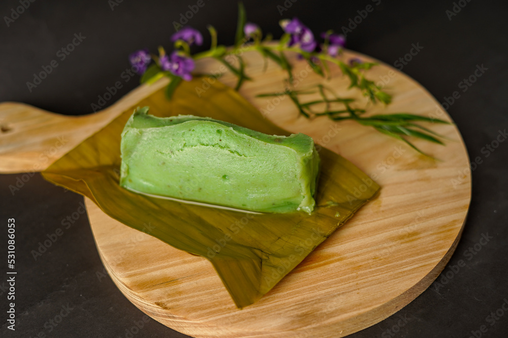 Barongko cake is a typical cake from Makassar, South Sulawesi, this ...