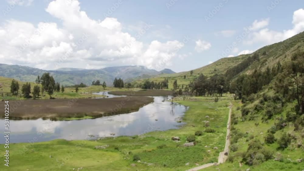 Paisajes del Perú. Ayacucho. Valle sagrado inca. Paisaje verde ...