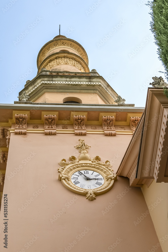 Chapelle Bellini is a Florentine-style chapel with an Italian Baroque ...