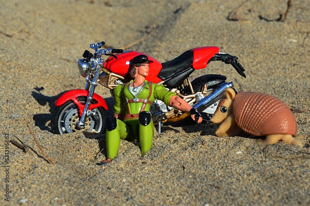 GI JOE figure of Lady Jaye from Hasbro, 2003 series, sitting in sand ...