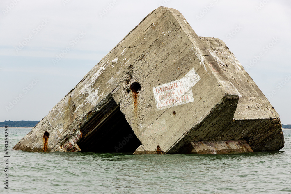 Destroyed Bunker in the Atlantic Ocean next to Cayeux-sur-Mer ...