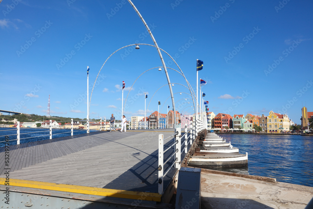 The floating bridge in Willemstad, Curacao, Netherlands Antilles Stock ...