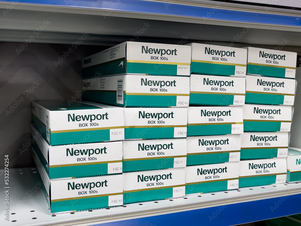 ATLANTA, GEORGIA - SEPTEMBER 21, 2022 : Newport menthol cigarette ...
