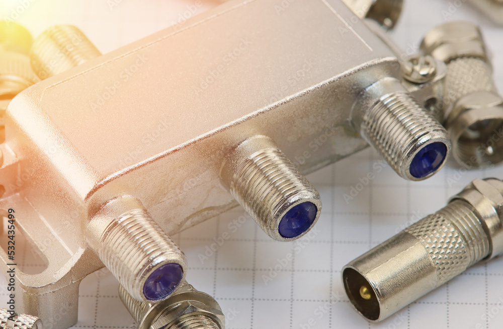 Connectors for connecting a coaxial cable for signal transmission ...