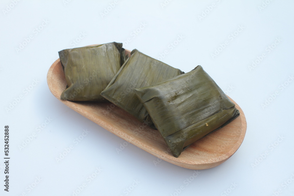 Kue Nagasari atau Kue Nogosari merupakan jenis kue basah tradisional ...