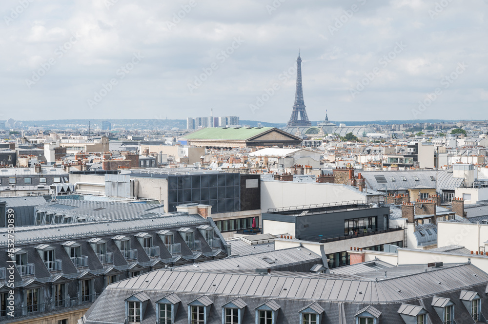 Galeries Lafayette Rooftop Terrace: A view over Paris from 8th floor of ...