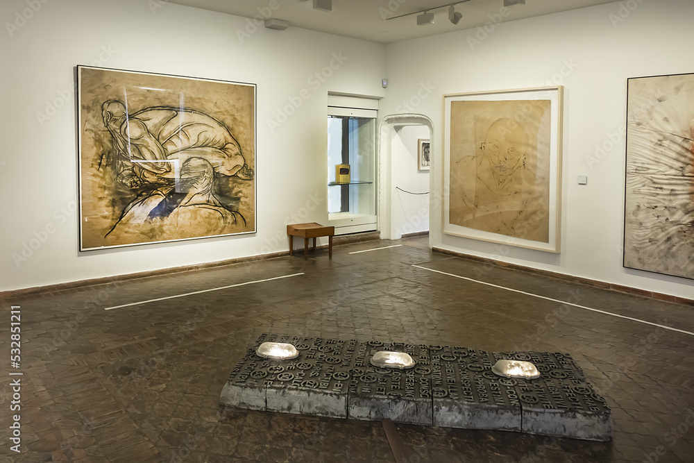 Fotka „Interior of The Picasso Museum occupies the Grimaldi Castle ...