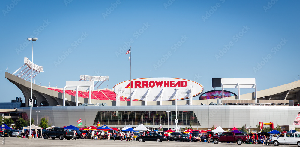 GEHA Field at Arrowhead Stadium - Kansas City Chiefs Pregame Tailgating ...