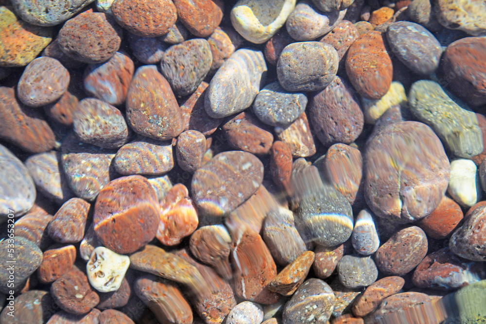 pidras debajo del agua canto rodado playa mar sumergido almería ...