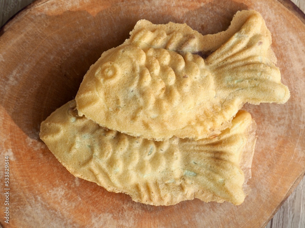 한국음식, 물고기 모양 빵, 붕어빵 Stock Photo | Adobe Stock