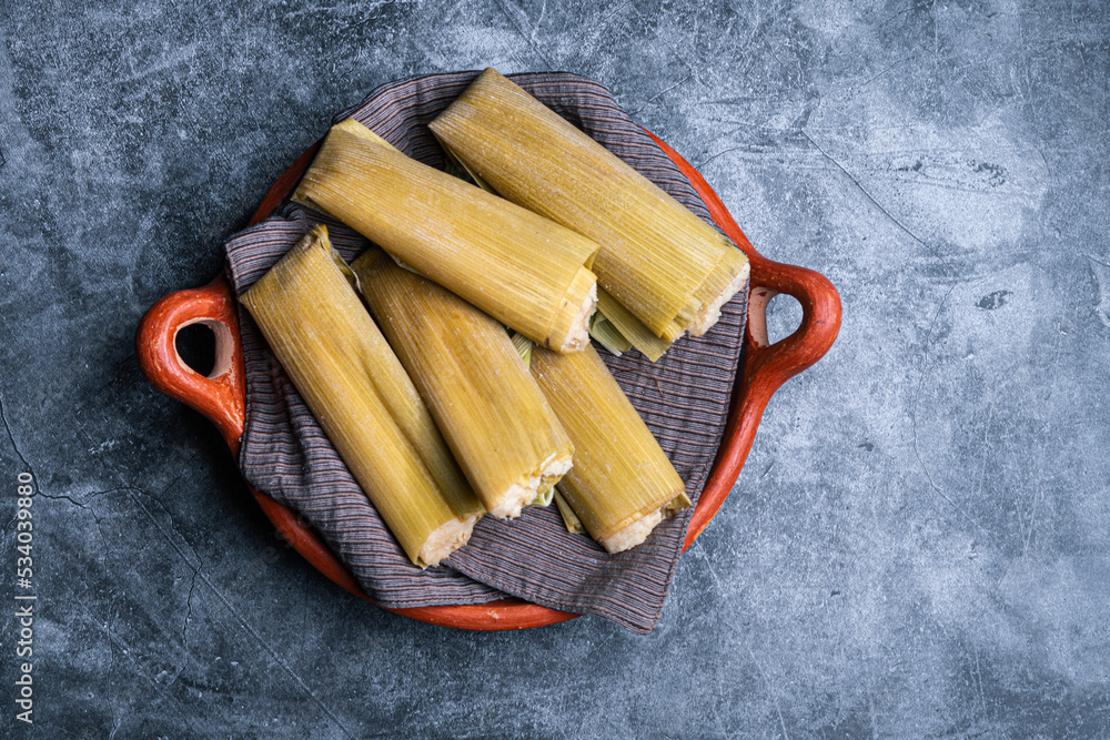 Tamalitos o tamal de elote hondureño Stock Photo | Adobe Stock