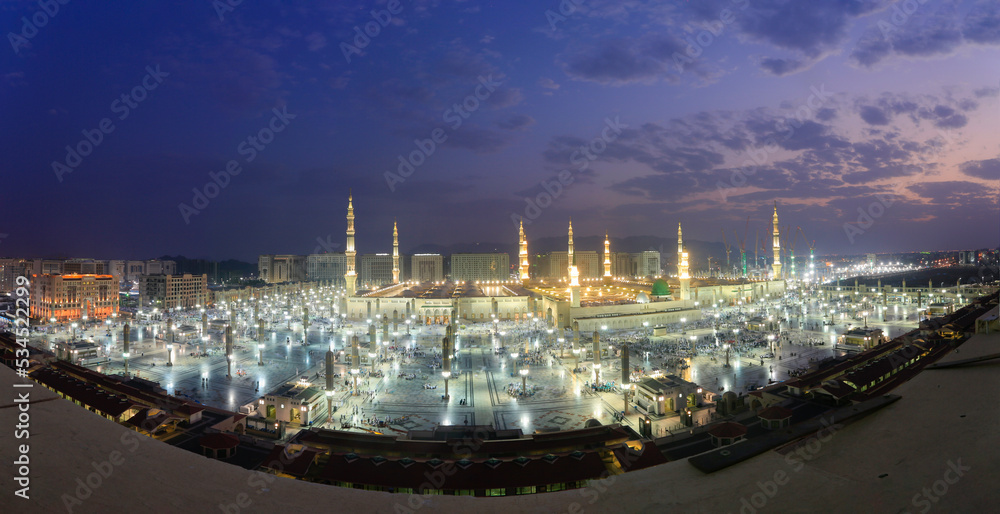 Medina, Al-Madinah Al-Munawwarah, Saudi Arabia - Al Masjid an Nabawi ...