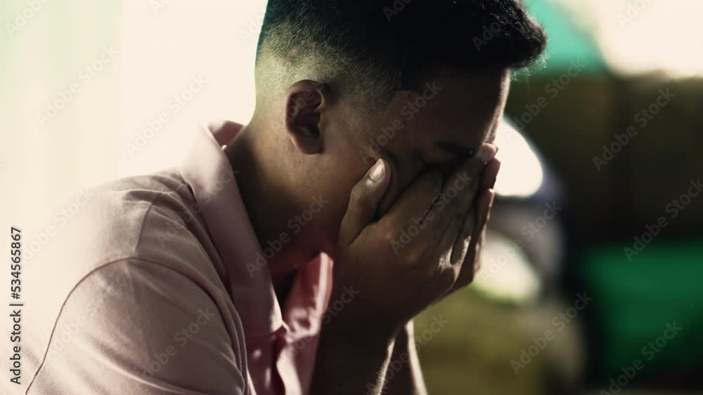 Dramatic desperate man crying from despair. Sorrow and lost concept ...