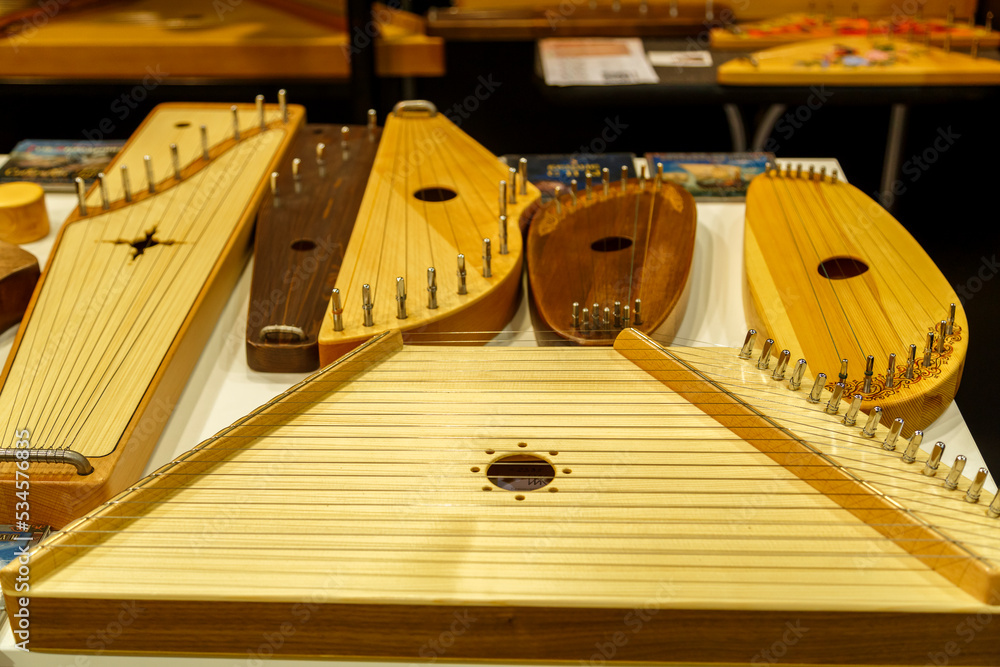 Vintage musical instruments balalaika dombra gusli wooden patterns ...
