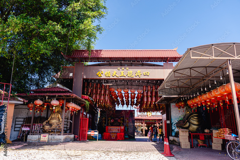 "Si Hai Long Wang" temple (Four Dragon King) is a famous chinese temple ...