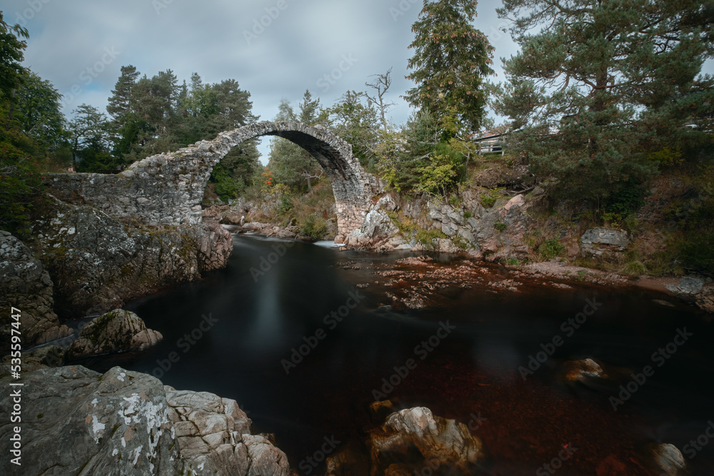 Carrbridge Packhorse Bridge. The old packhorse bridge across the River ...