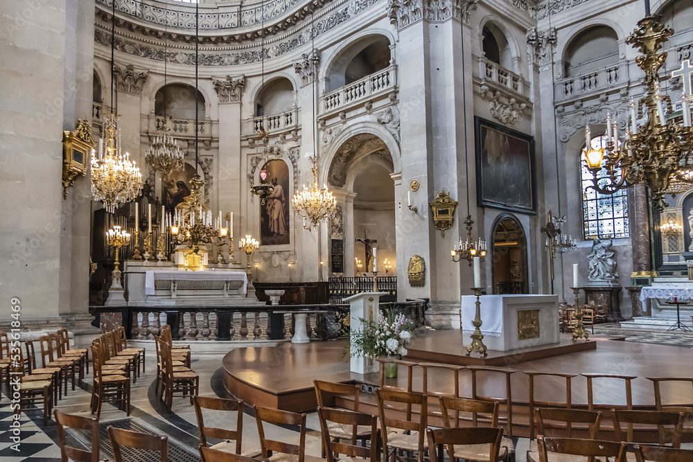 Interior of Saint Paul Church (Eglise Saint-Paul-Saint-Louis, 17th ...
