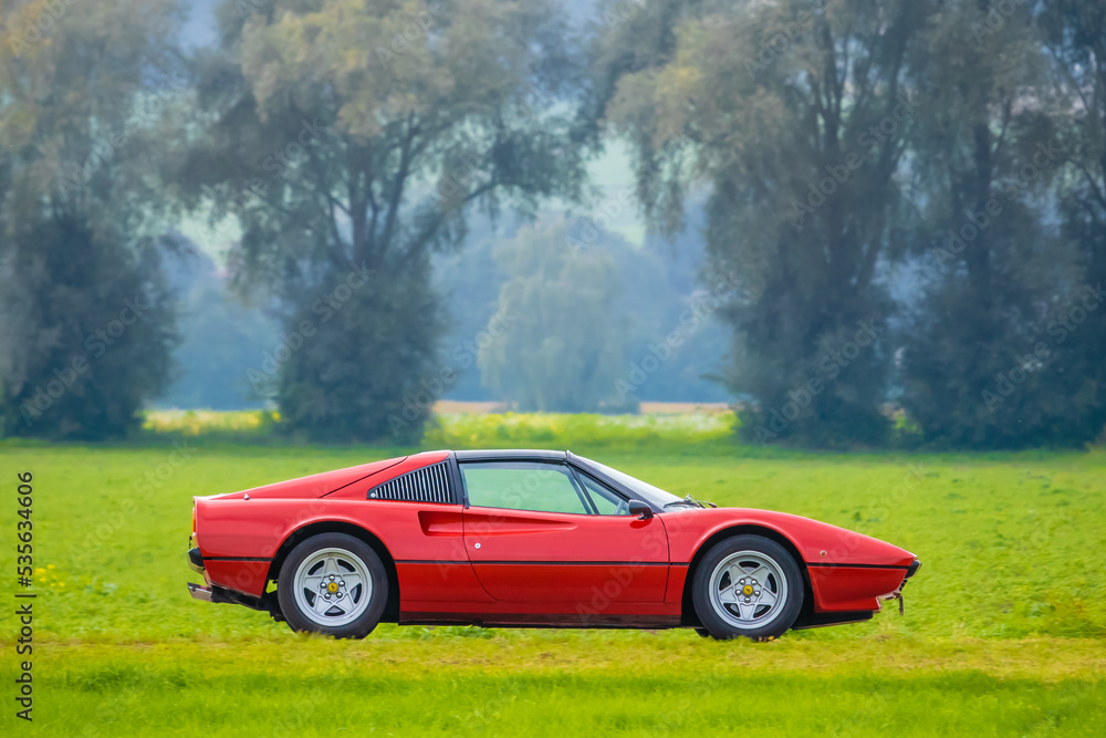 1980 Ferrari 308 GTS italian oldtimer vintage luxury sports car in a ...
