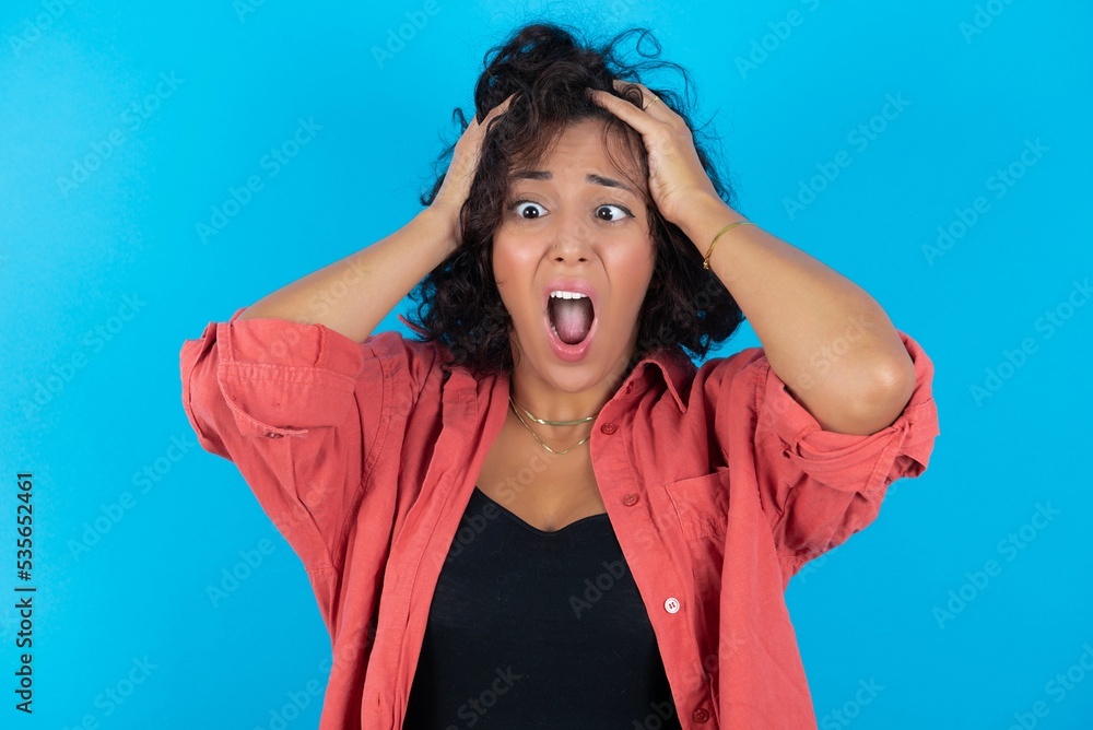 Horrible, stress, shock. Portrait emotional crazy young beautiful woman ...