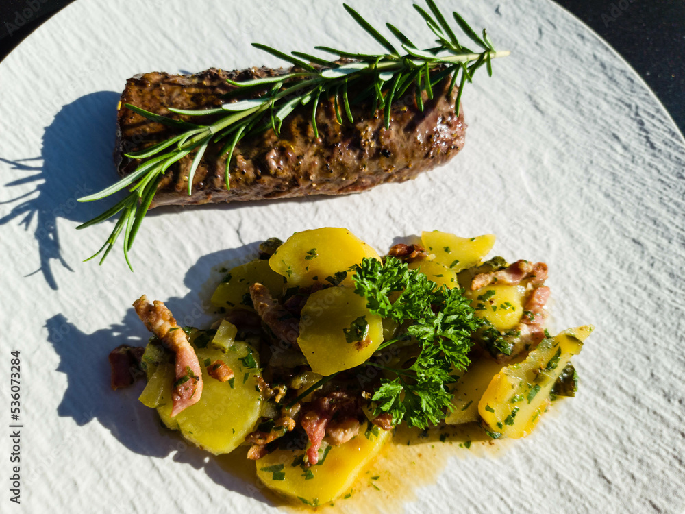 Lammlachs mit Knoblauch und Rosmarin Stock Photo | Adobe Stock