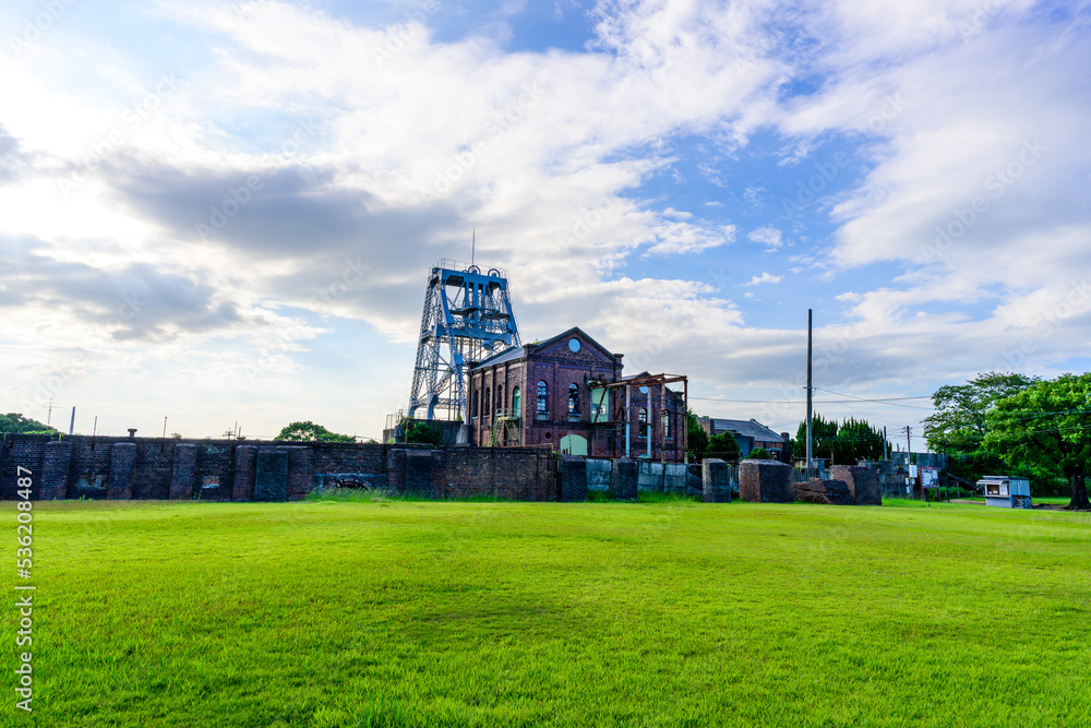 歴史ある炭鉱跡風景「万田坑第二竪坑櫓・万田坑ステーション」周辺風景 Historic coal mine ruins scenery ...