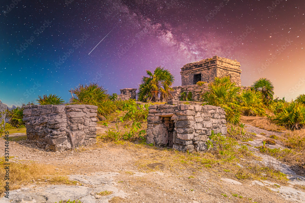 Structure 45, offertories on the hill near the beach, Mayan Ruins in ...