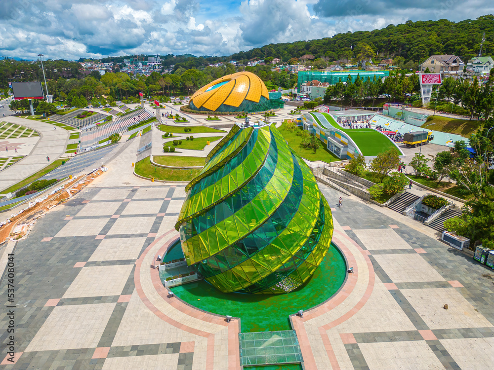 Top view of Lam Vien square at the bank of Xuan Huong Lake. In Vietnam ...