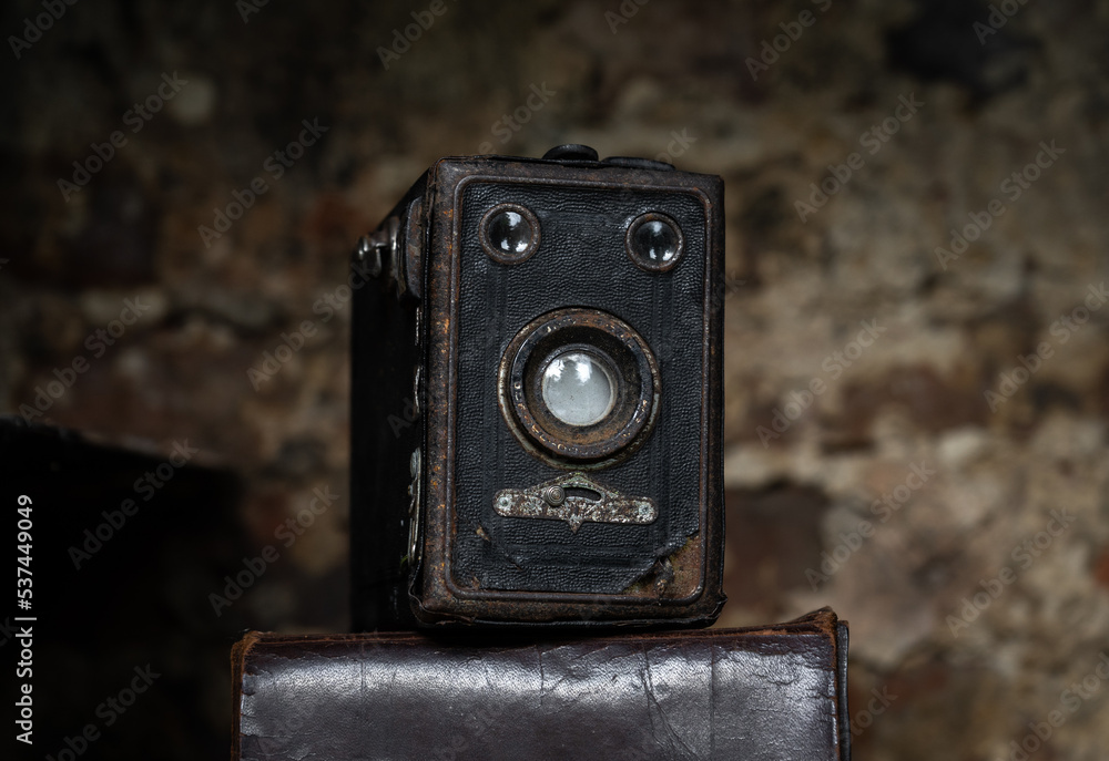 Vintage small box camera. Classic Rollbox, old fashioned retro style ...