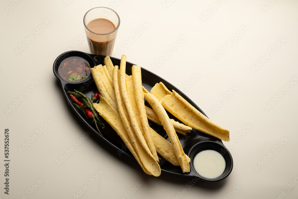 fafda Gathiya (fafda jalebi) is a very popular Gujarati snack, common ...