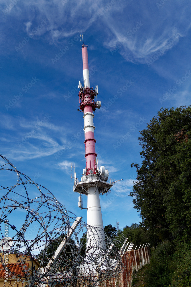 Antenne relais Stock Photo | Adobe Stock