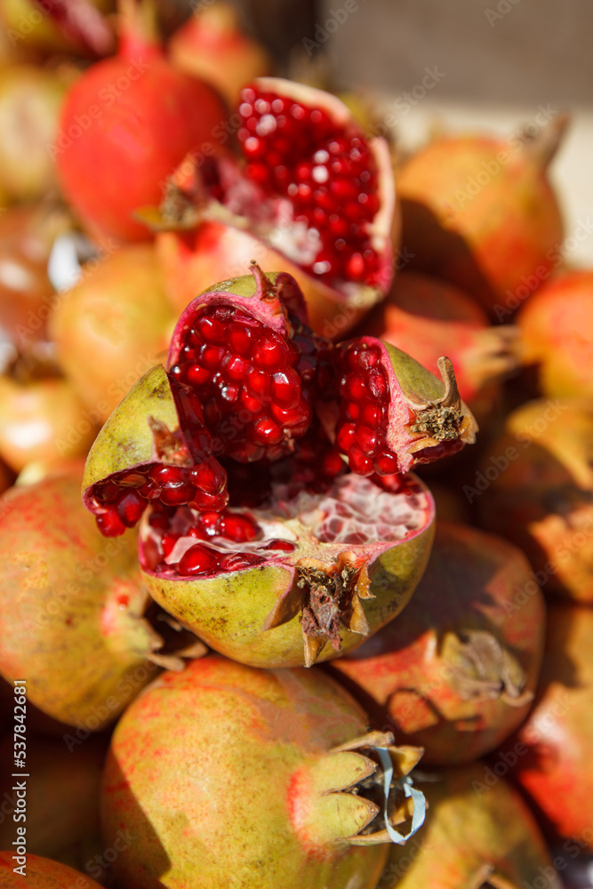 Red passion fruit, cut open, fruits and vegetables market in Rajasthan ...