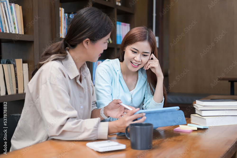 Education concept. Students studying and brainstorming campus concept ...