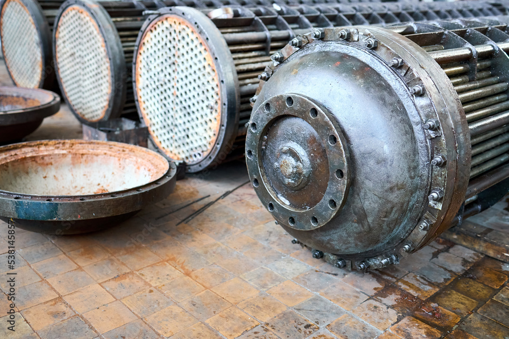 Corrosion, refinery heat exchangers chiller tubes with flange system ...