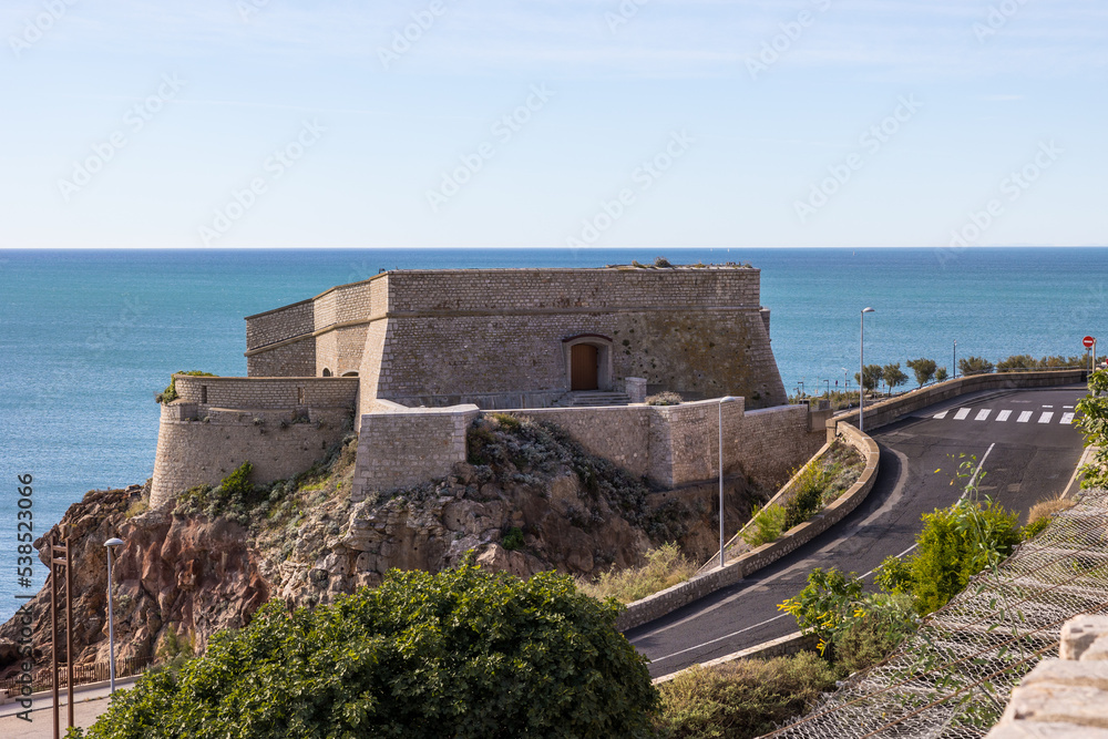 Fort Saint-Pierre de Sète, devenu le Théâtre de la Mer Stock Photo ...